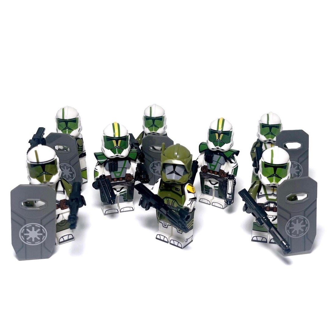 Dooms Unit Clone Troopers Star Wars Clone Wars Custom Figures Green Arc ...