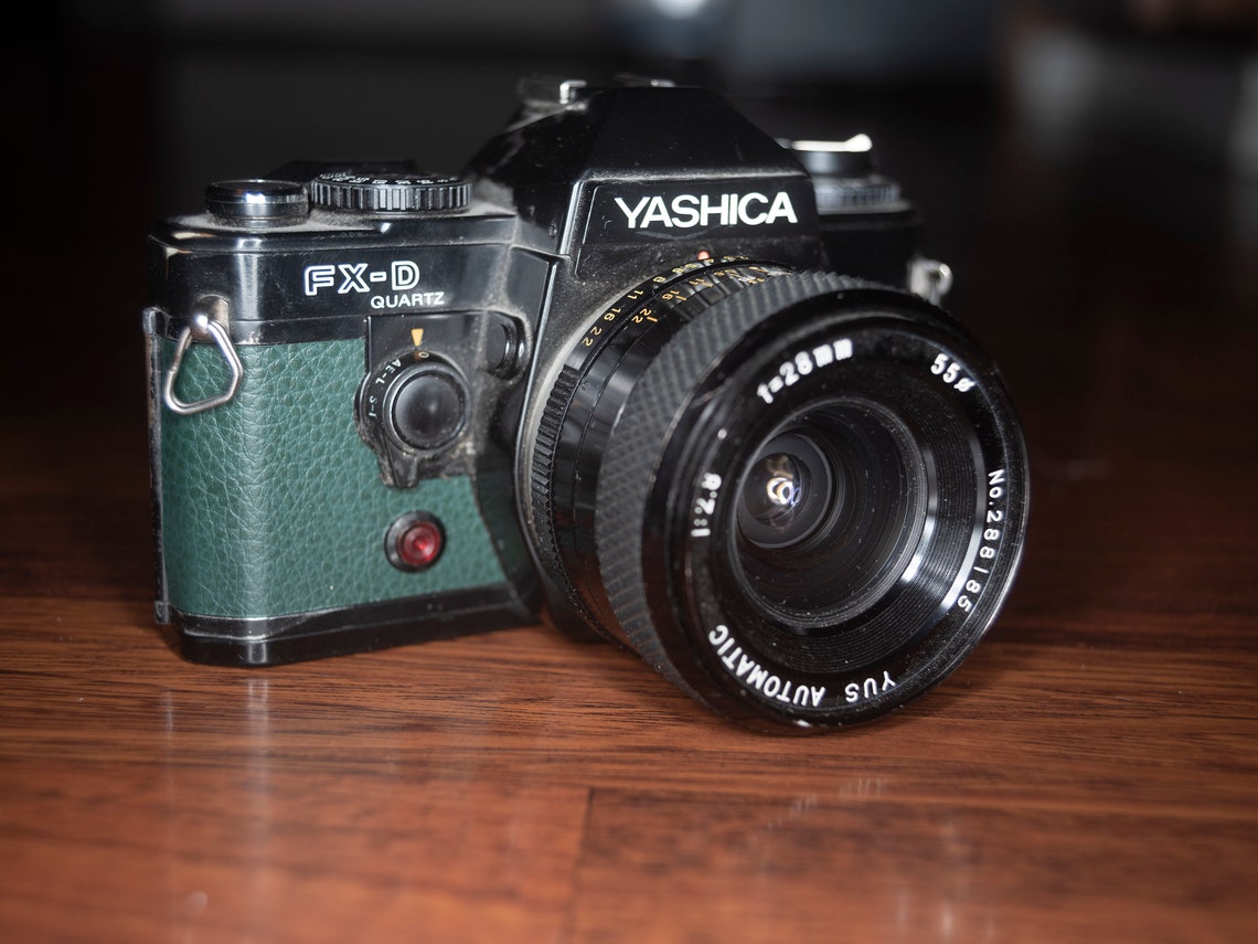 1980 Yashica FX-D Quartz 35mm SLR Film Camera - Etsy