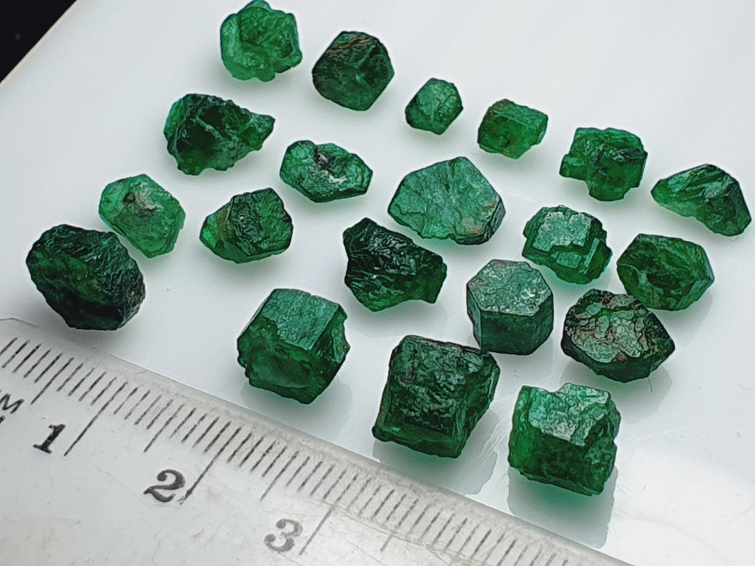35.65 Carat Emerald Terminated Crystal, Emerald Crystals/raw Gemstone ...