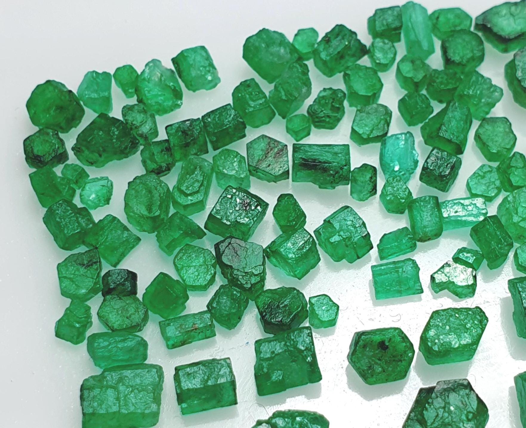 17 Carat Emerald Facet Grade Rough, Emeralds Crystal/raw Gemstone From ...