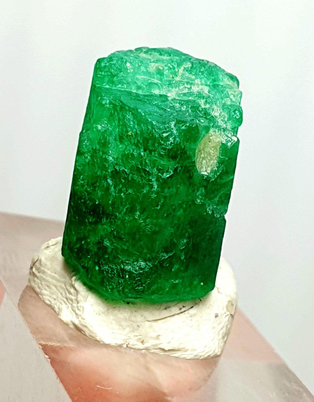 16.15 Carat Emerald Transparent Terminated Crystal, Emeralds Cluster ...