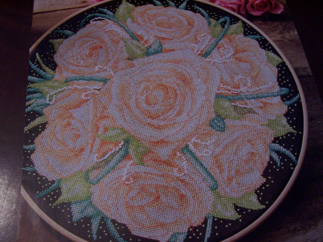 Round Pink Roses Footstool Cover Cross Stitch Pattern With Full Color ...