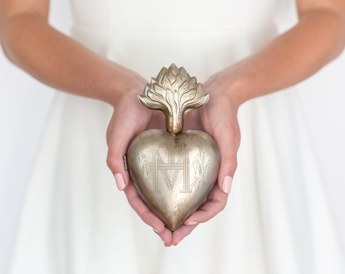 Sacred Heart, Milagro Heart, Large Silver Flame Heart Box, Catholic ...