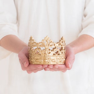 Crown Cake Topper, Gold Crown for Wedding Cake Topper. Mini Crown ...