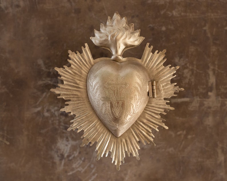 Sacred Heart Milagro Heart Gilded Gold Heart Box Catholic - Etsy