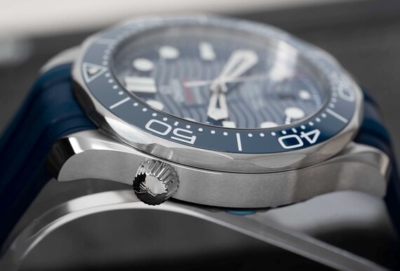 Omega Seamaster Diver 300 M NEW 2024 42mm Blue Rubber… - Gem