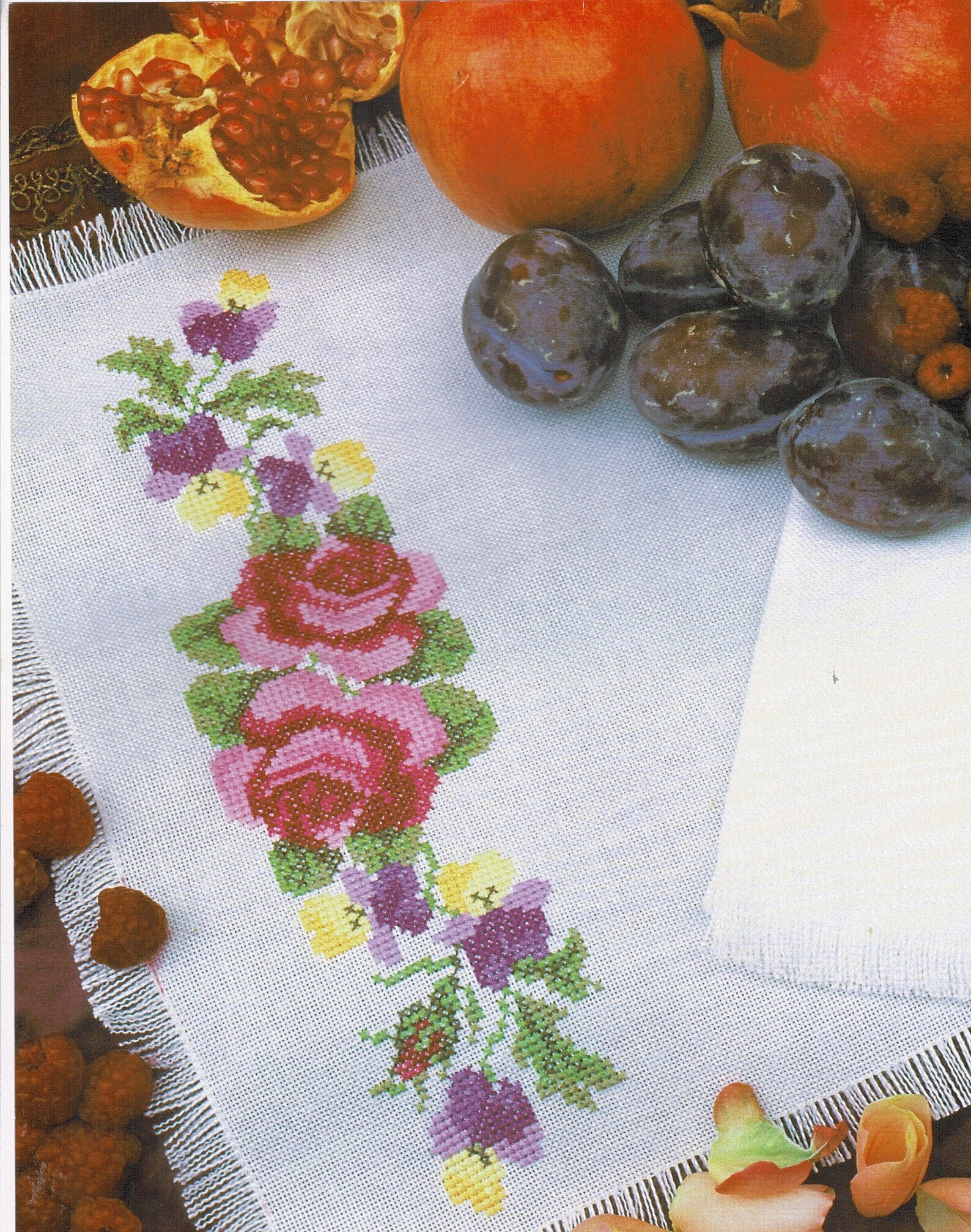 Roses in Cross Stitch by Jane Alford, 1996 - Etsy