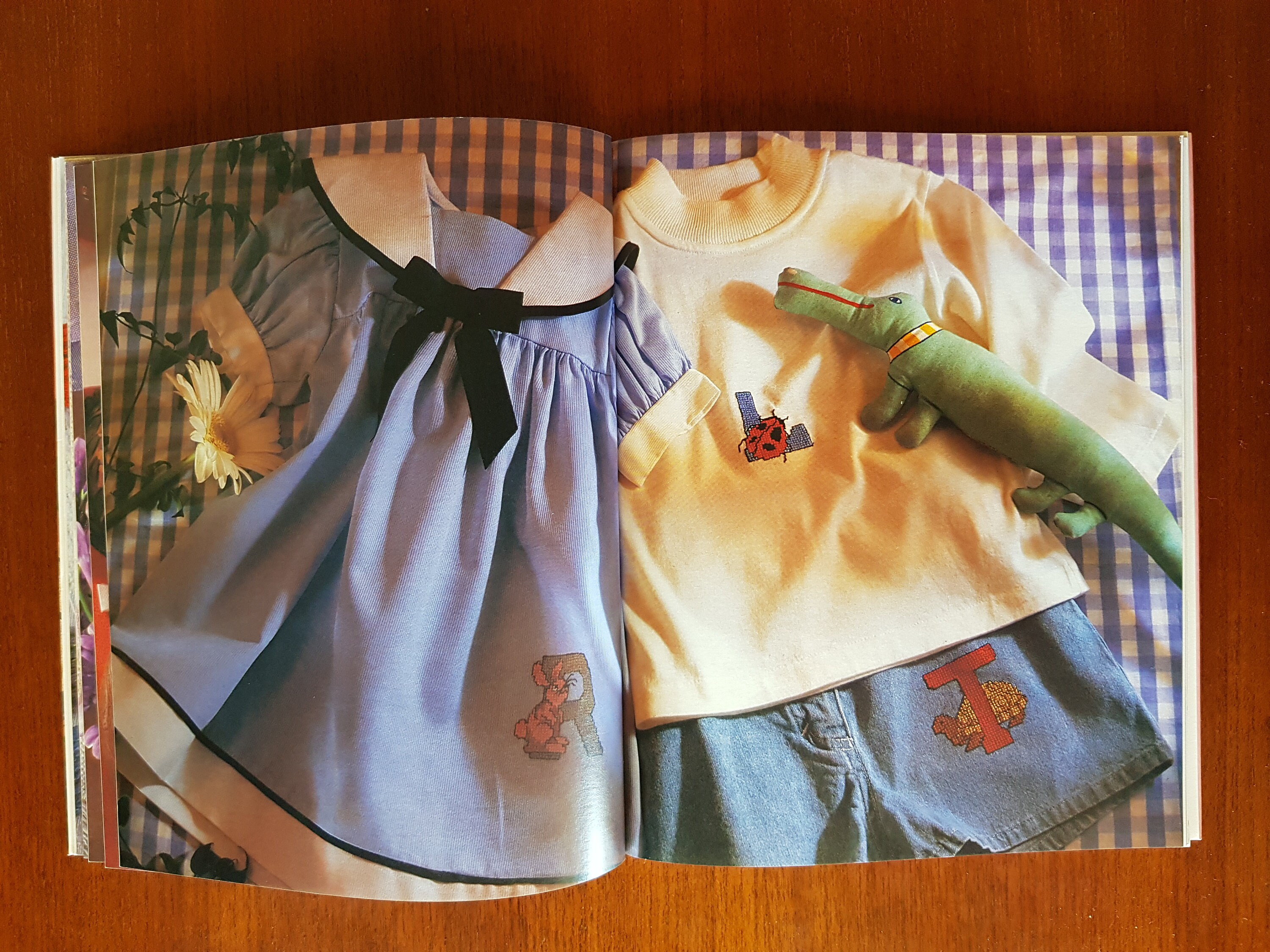 Kits & How To Sewing & Needlecraft 1994 Alphabets in Cross Stitch by ...