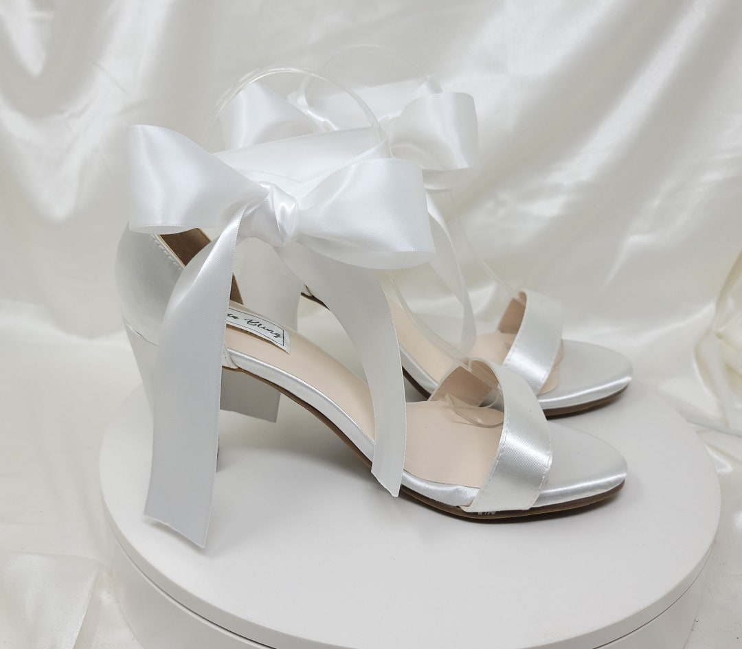 White Block Heels With Satin Bow Design Ivory Block Heels With Satin ...