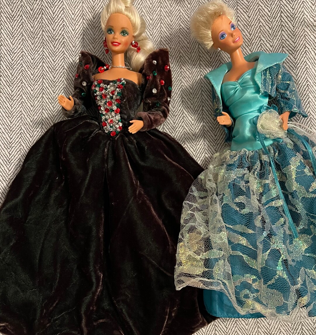 Vintage Barbie 2 Dress Set Vintage Barbie Dresses 1991 Barbie Happy ...