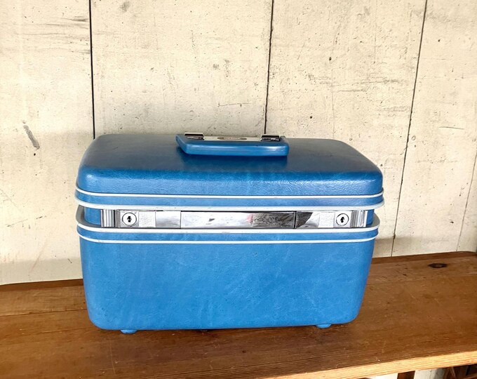 Vintage Samsonite Train Case - Contour by Samsonite - Blue - Makeup ...