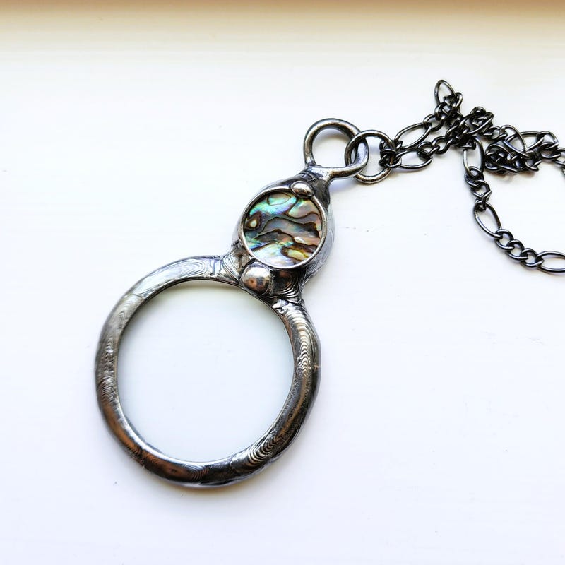 Small Magnifier Necklace - Etsy