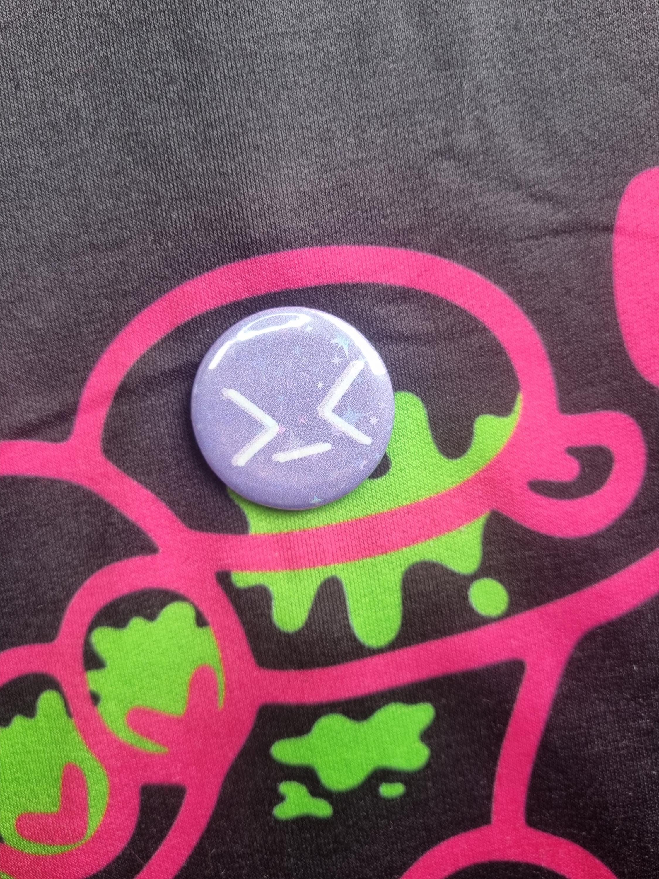 Handmade: Emoticon Badges - Etsy