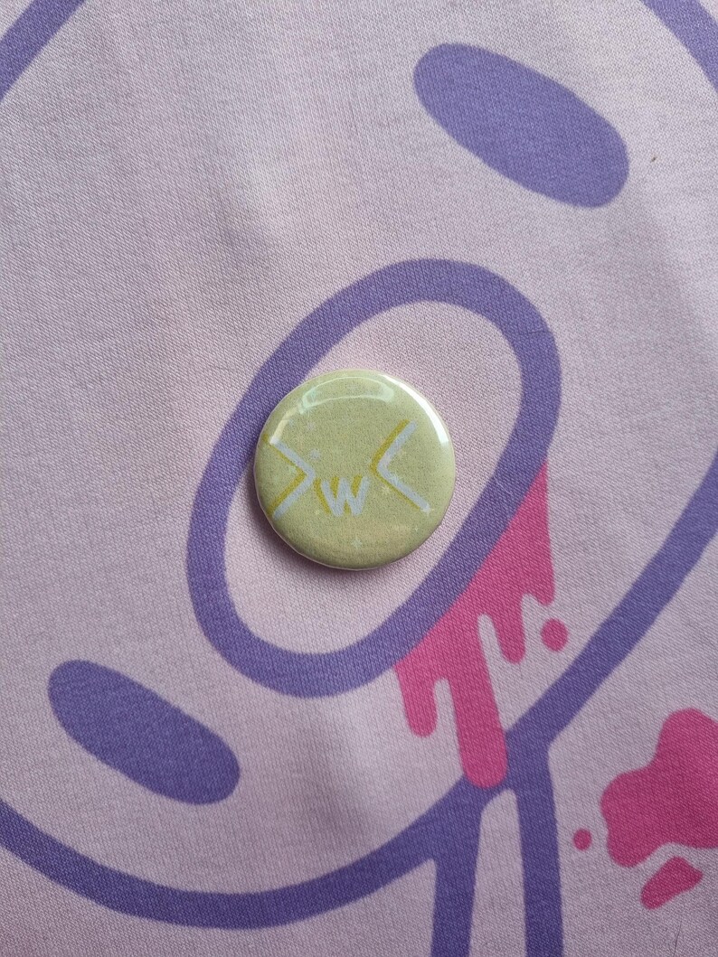 Handmade: Emoticon Badges - Etsy