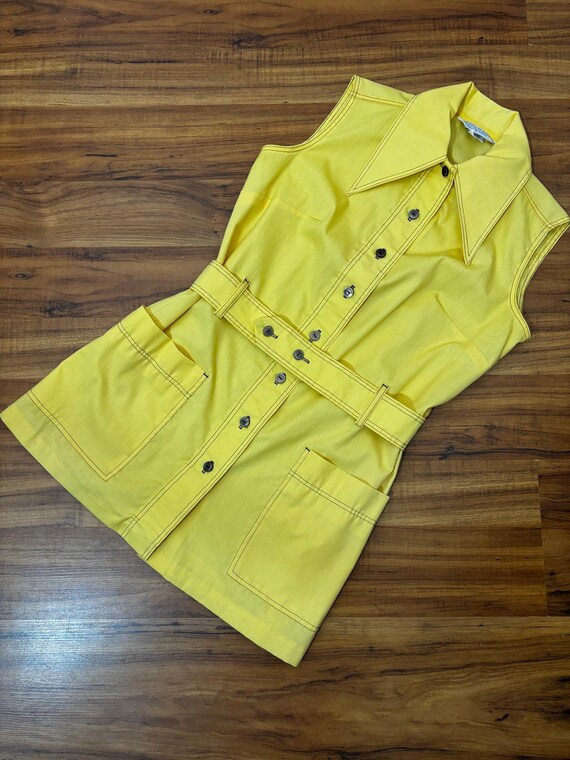 Vintage yellow dagger - Gem