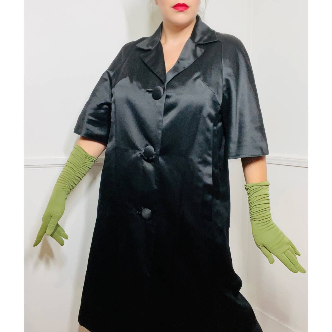 Large to Extra Large 1960s Vintage Black Satin Opera Coat by Miss ...