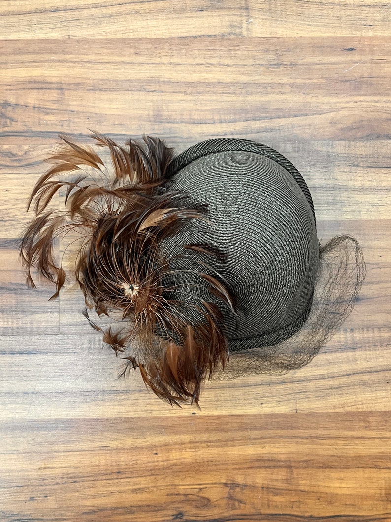 1950s Vintage Olive Green Straw Hat With Feathers Spray and Veil by ...