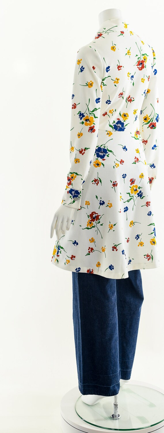 rainbow flower duster,vintage duster dress,white flor… - Gem