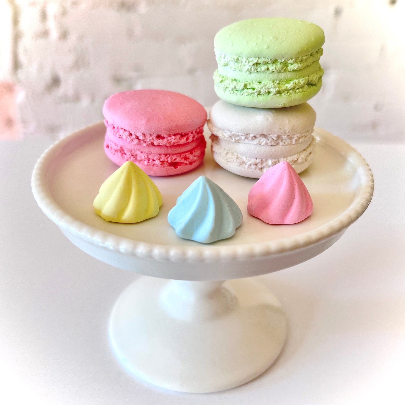 Handmade Fake Sweets, Aroma Stone Macarons and Meringues for Home Decor ...