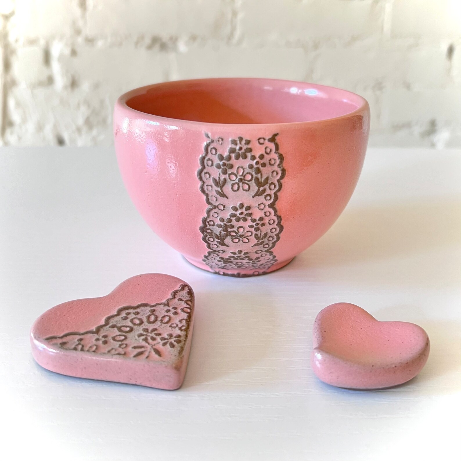 Handmade Ceramic Pink Lace Bowl With Heart Lace Cutlery Rest and Heart ...