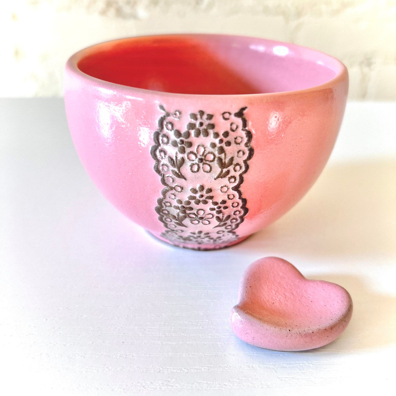 Handmade Ceramic Pink Lace Bowl With Heart Lace Cutlery Rest and Heart ...