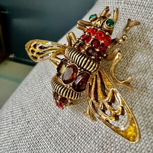 Vintage Signed Joan Rivers Extra Large Bee Brooch, JR Statement Queen ...