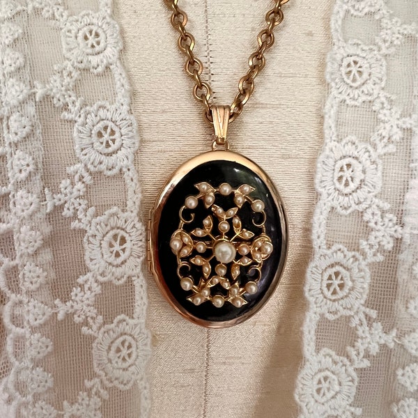 Vintage Coro Locket - Etsy