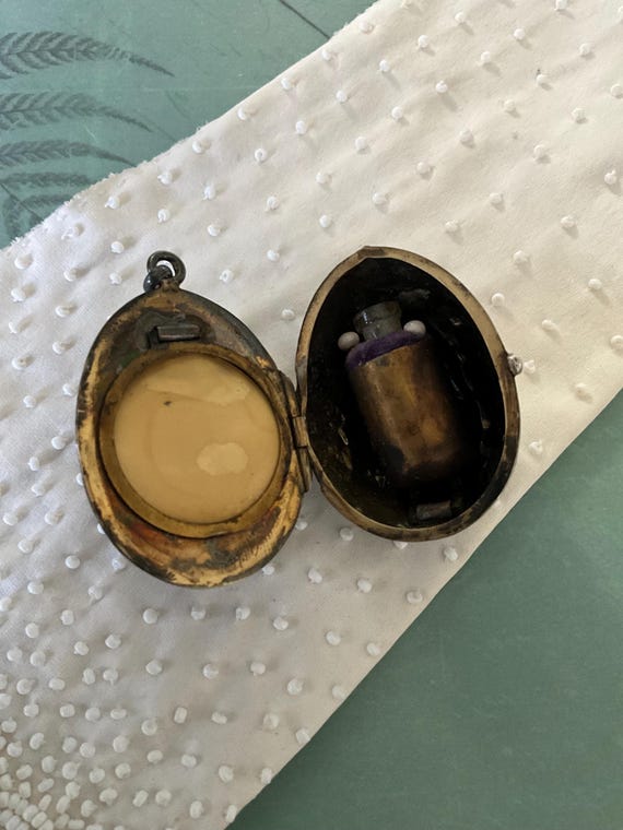 Antique RARE Victorian Walnut Locket with Mini Bottle… - Gem