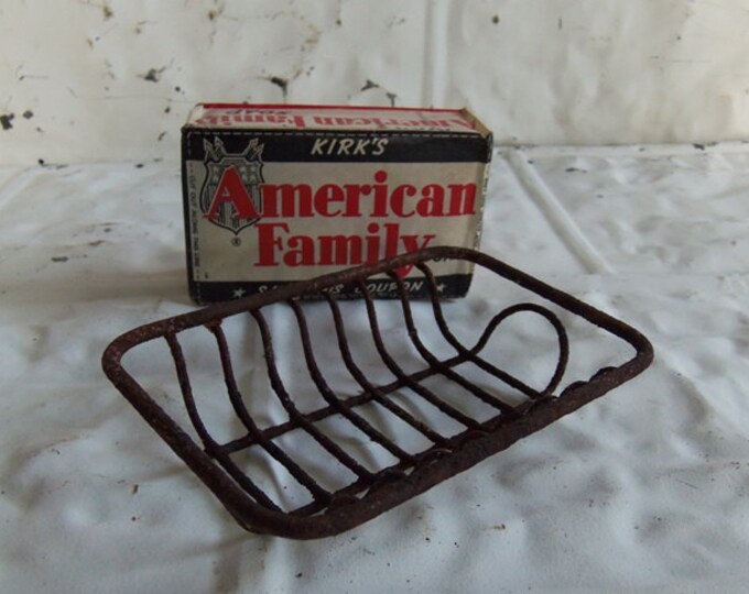 Vintage Rusty Wire Soap Dish - Etsy