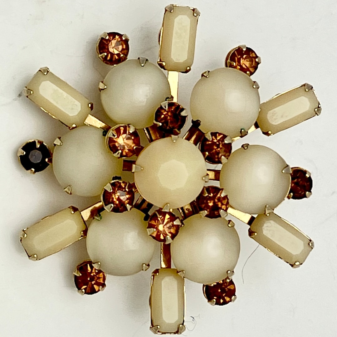 Vintage 1960s White & Bronze Colored Stone Floral Starburst Brooch - Etsy