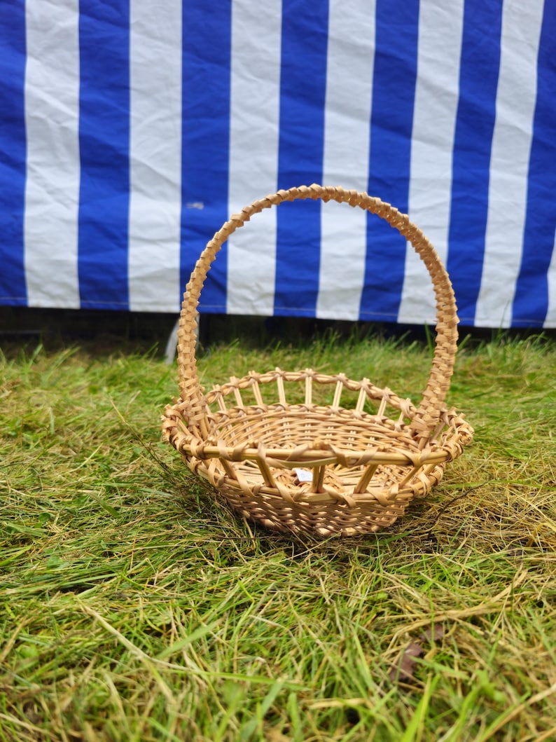 Handwoven Wicker Tray With Decorative Weave – Rustic Willow Storage ...