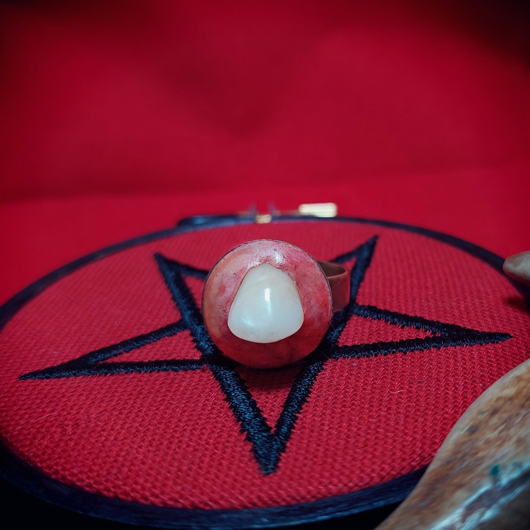 Horror Ring : Human Tooth Replica. Horrorgoth! - Etsy