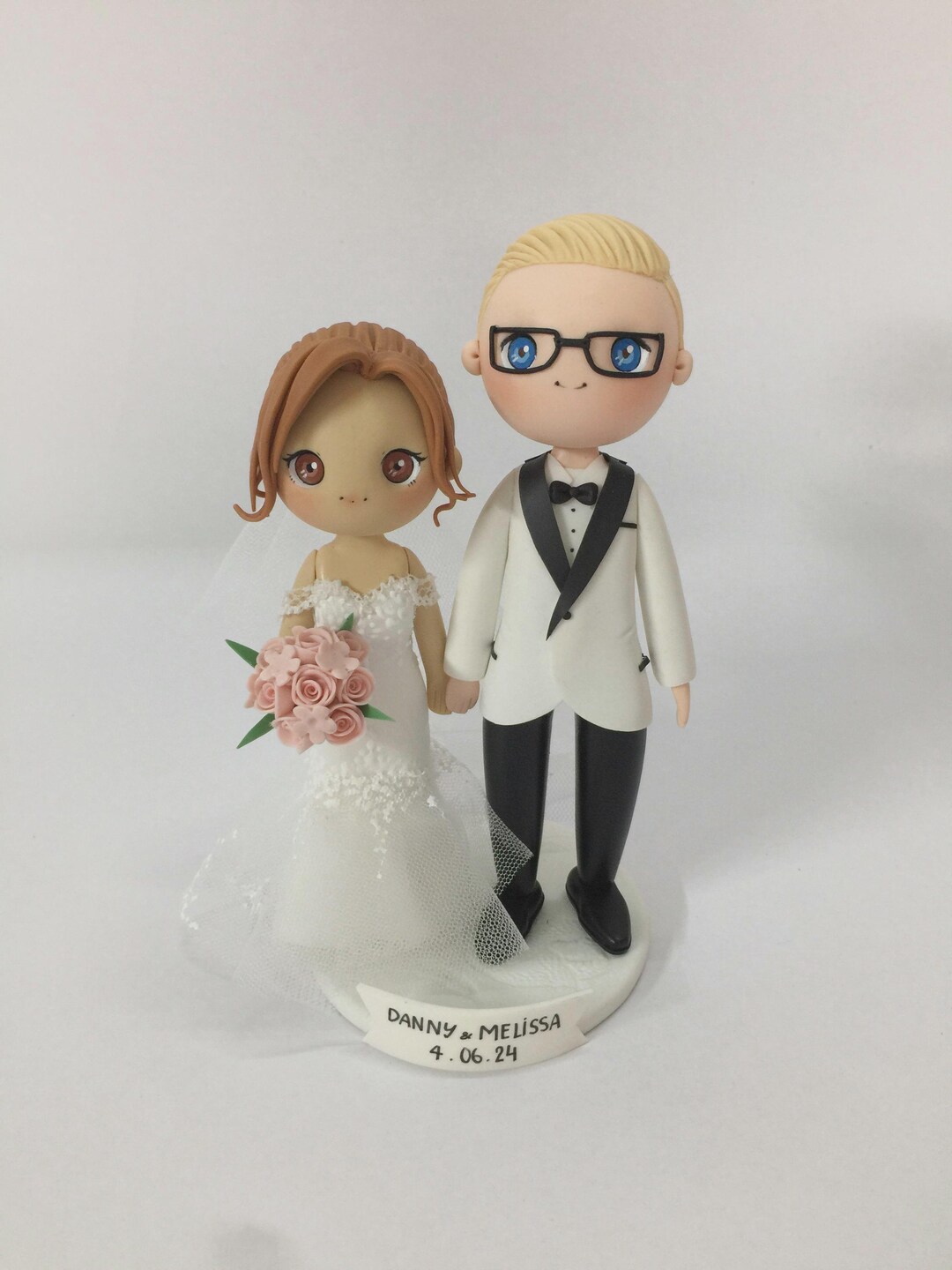 Classic Wedding Cake Topper, off Shoulder Fitted Dress Bride, White ...