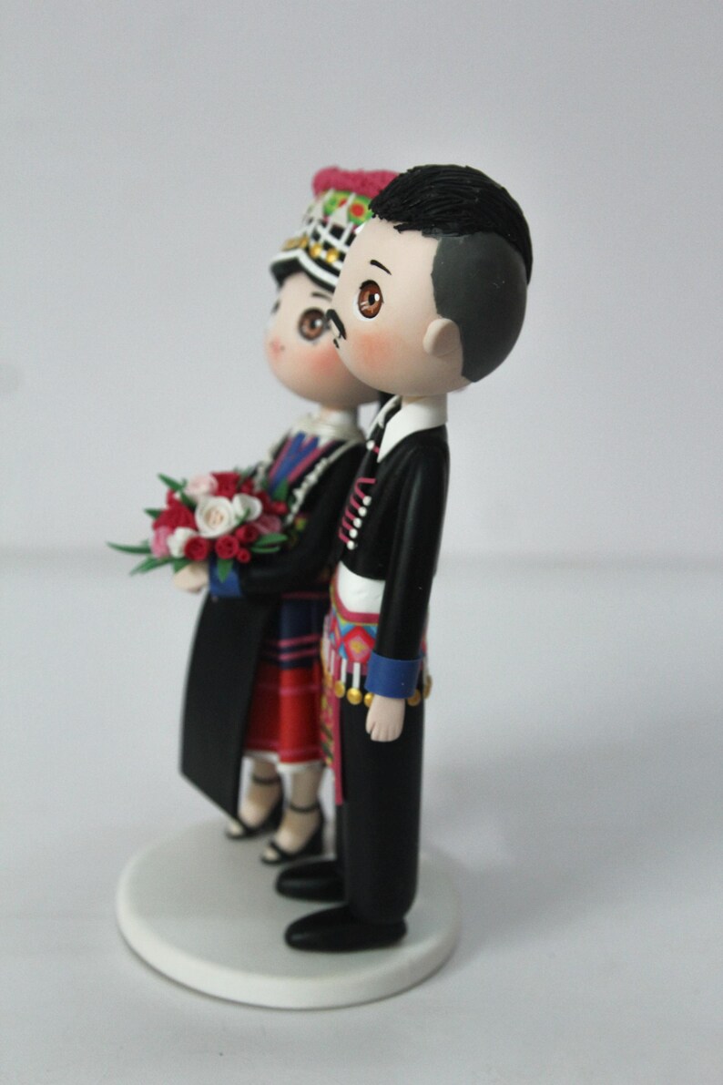 Hmong Couple Topper | Hmong Wedding Cake Topper | Vintage Bride & Groom ...