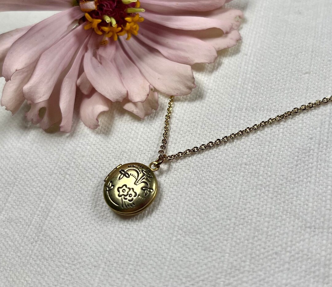 Vintage Brass Locket, Dainty Brass Locket, Floral Locket, Dainty ...