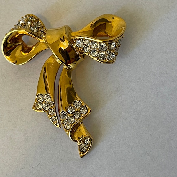 Monet Bow Pin - Etsy