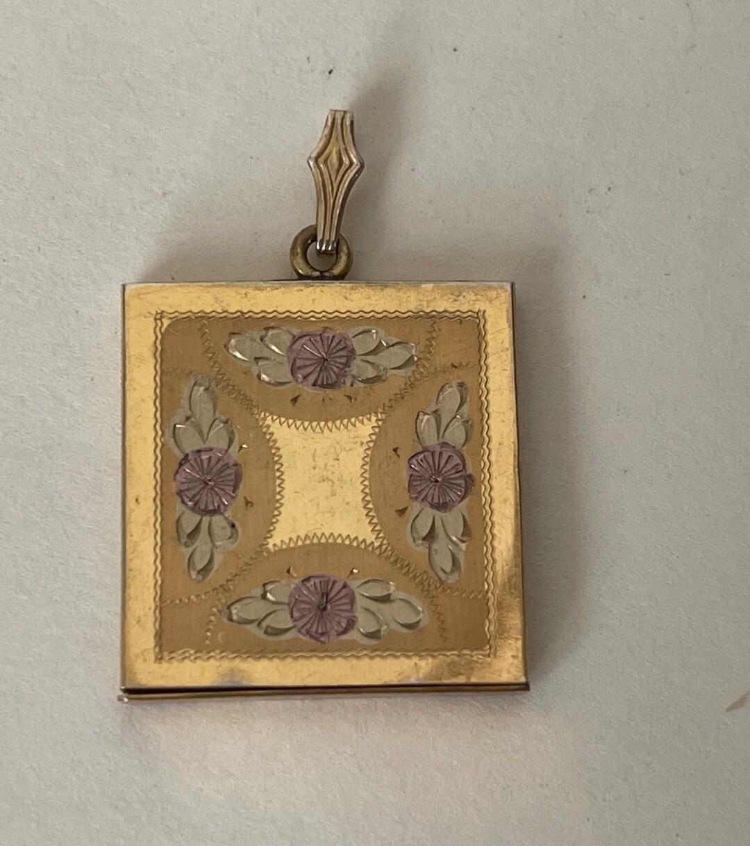 Bedford 12K Gold Filled Floral Photo Frame, Picture Frame Pendant - Etsy