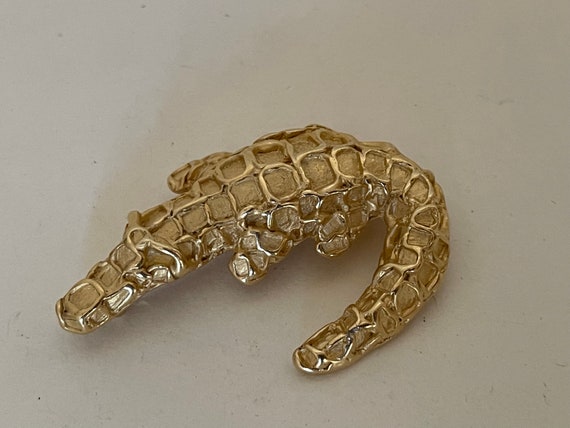 DKNY gold plated alligator, crocodile brooch - Gem