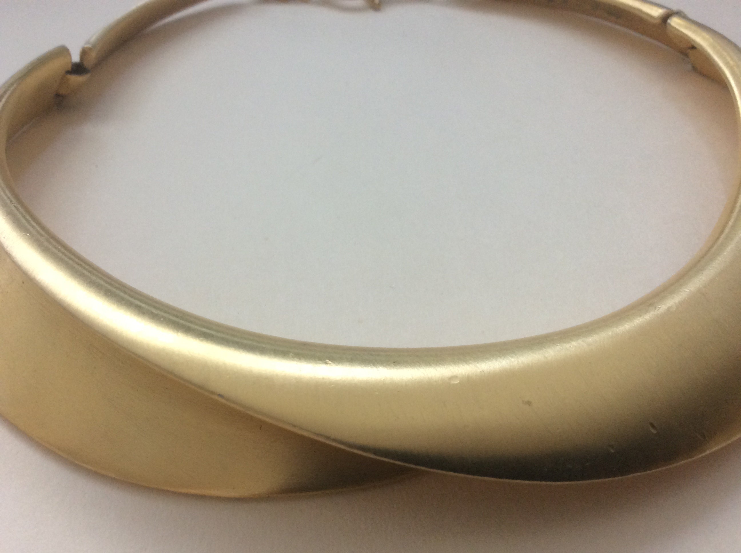 Clara Studio Inc. handgemachte matt gold gold über Metall - Etsy.de