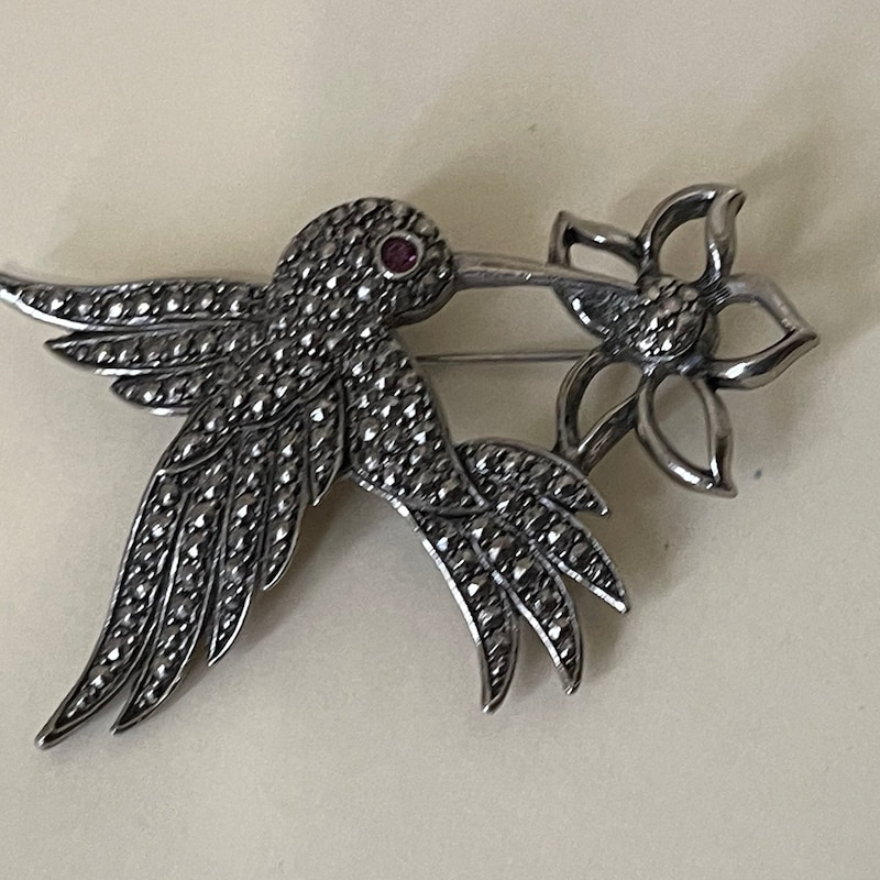 Avon Hummingbird Brooch - Etsy