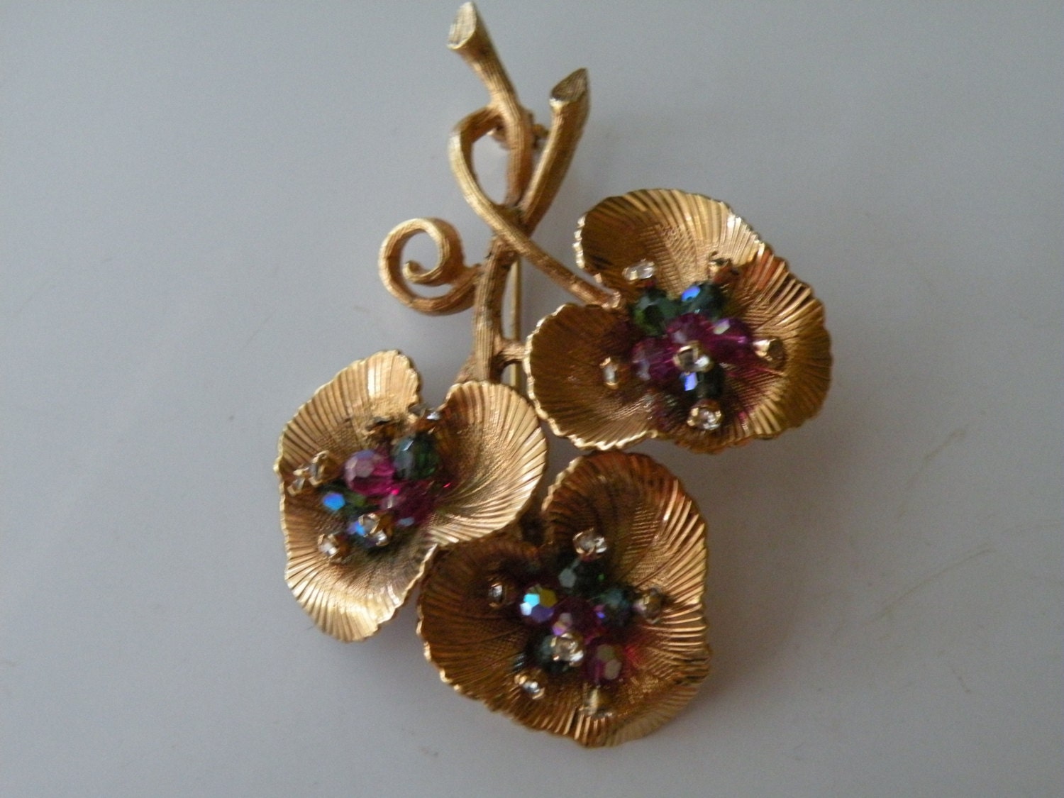 Vendome Floral Leaf Swarovski Beads Brooch Pin - Etsy