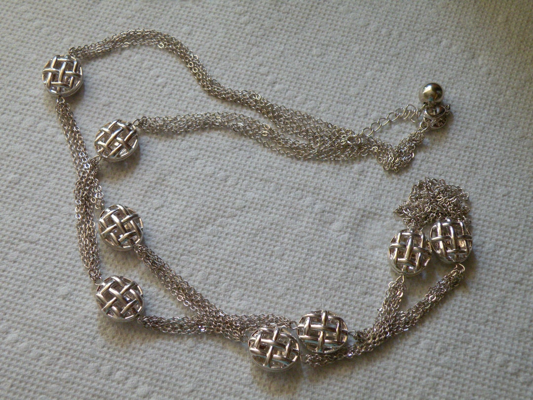 LC Liz Claiborne Silver Chain Necklace - Etsy