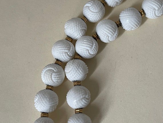 Monet white carved plastic swirls, knot, ball beaded … - Gem