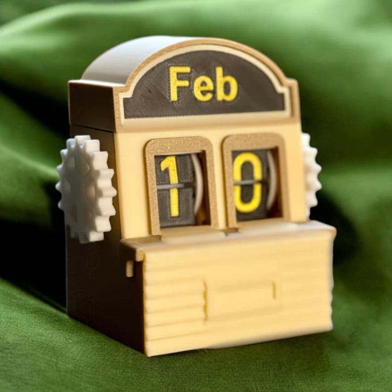 3D Printed Flip Calendar – Mechanical Perpetual Desk Calendar – Retro ...