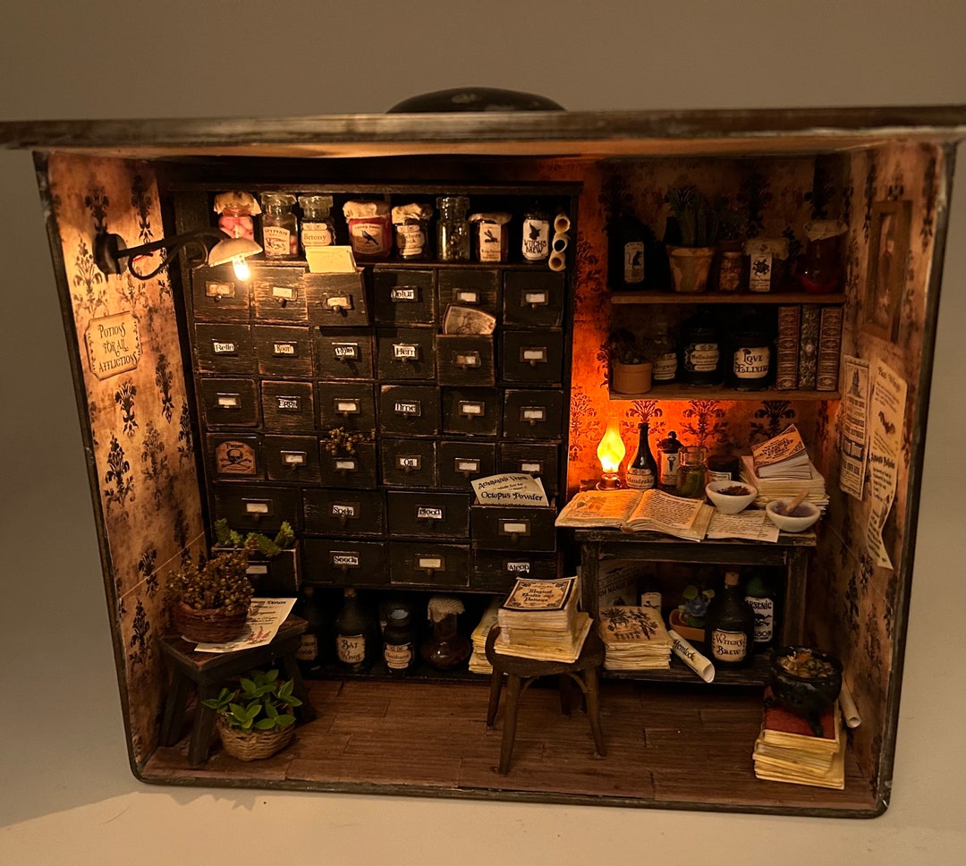 Miniature Magic Apothecary Miniature 1:12 Scale, Miniature Magic Shop ...