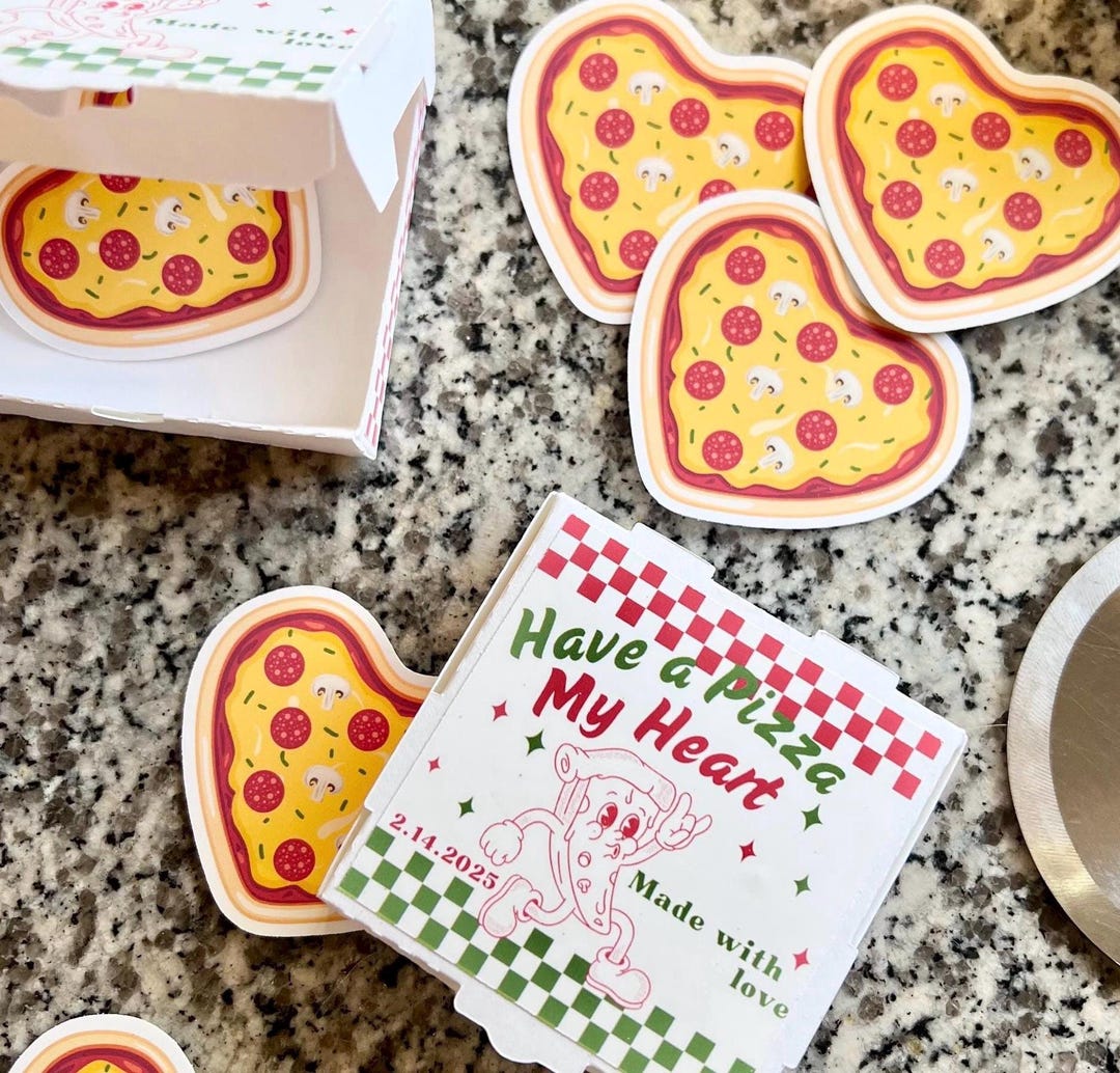 Mini Pizza Box W/ Heart Shaped Pizza Sticker Valentines School Card ...