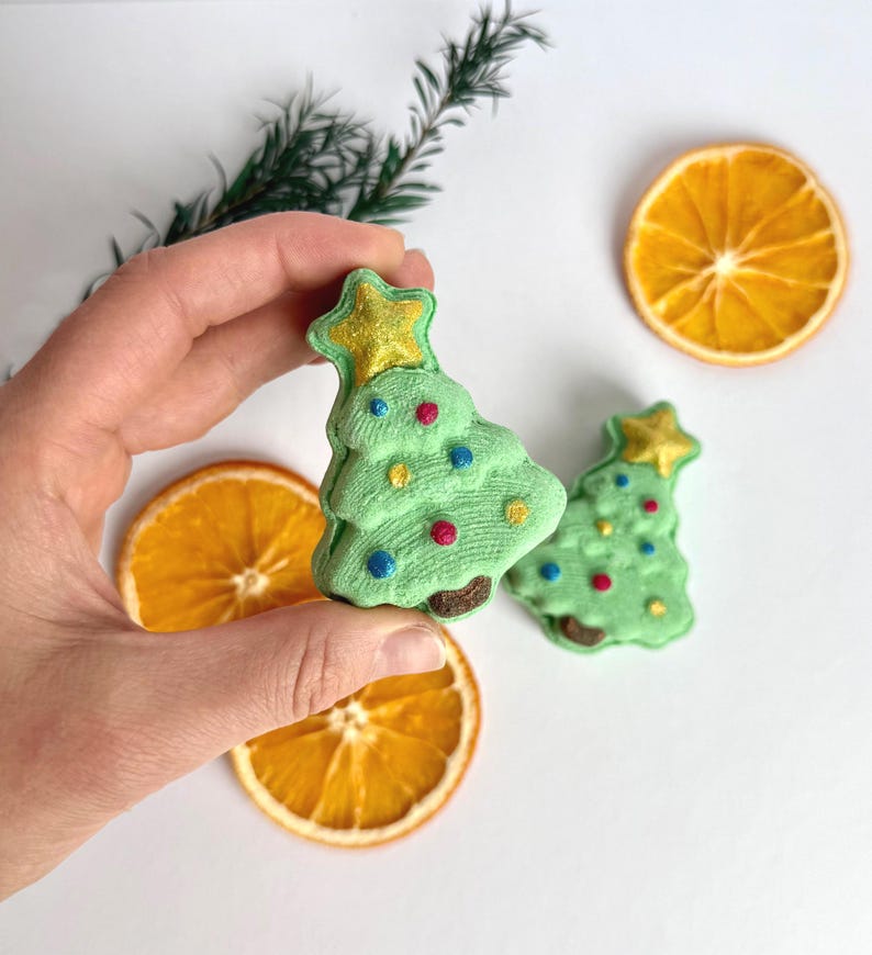 Mini Christmas Bath Bombs for Kids With Surprise Toy Inside ...