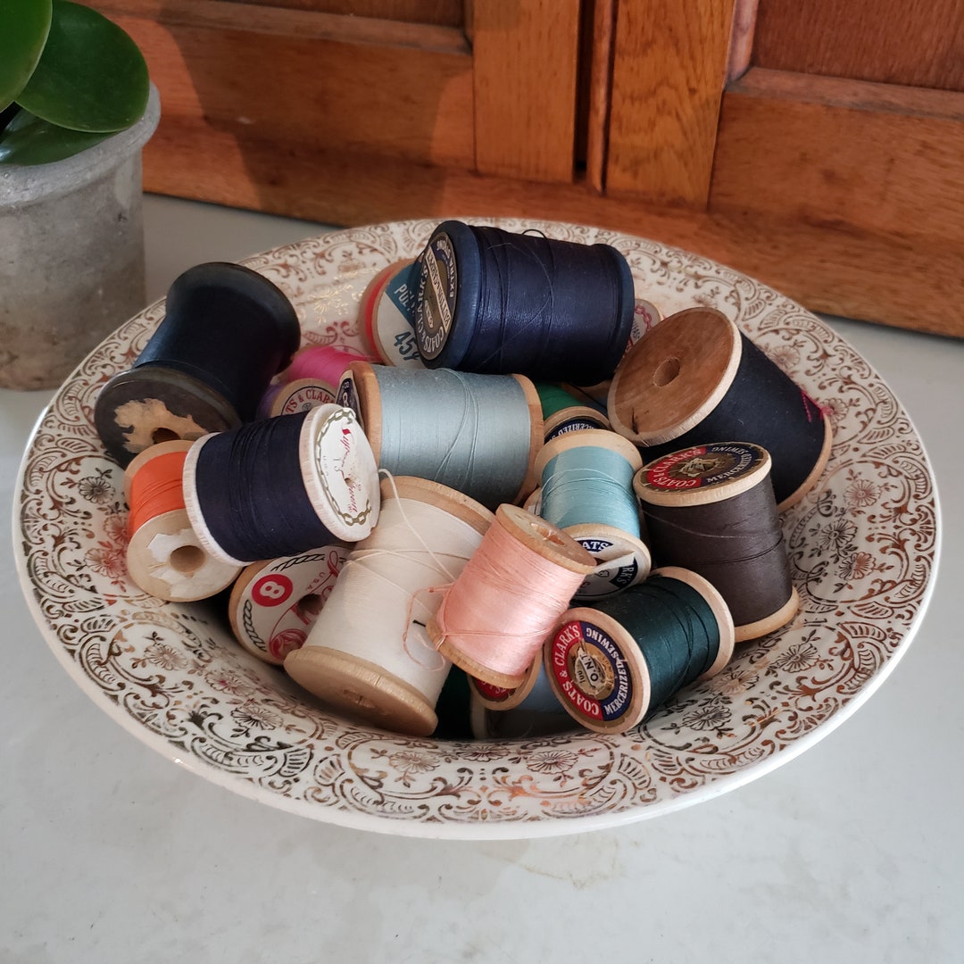 Vintage Wooden Sewing Thread Spools Set of 40 - Etsy