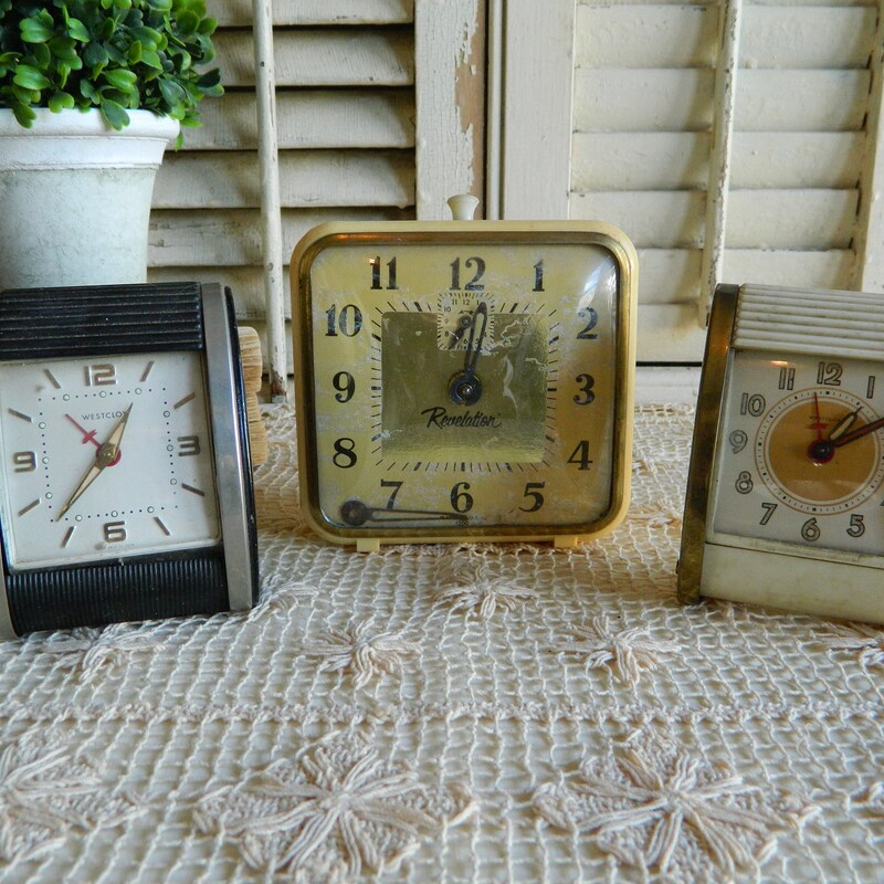Vintage Clock - Etsy