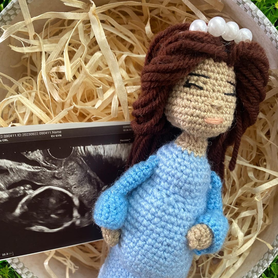 Crochet Pregnancy Reveal Doll: Expectant Mother Gift, Baby Shower Prop ...